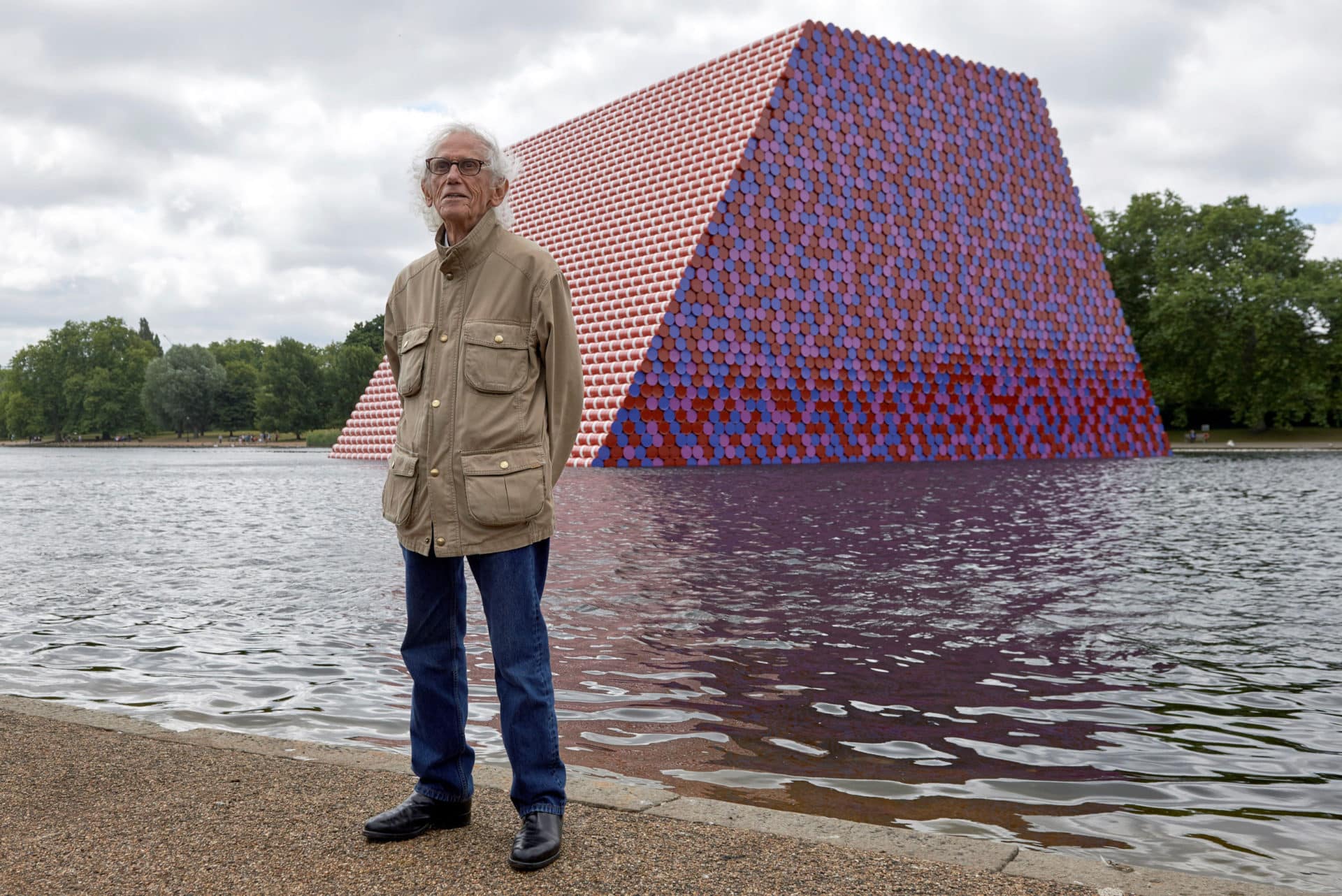 Artist Christo passes away at 84