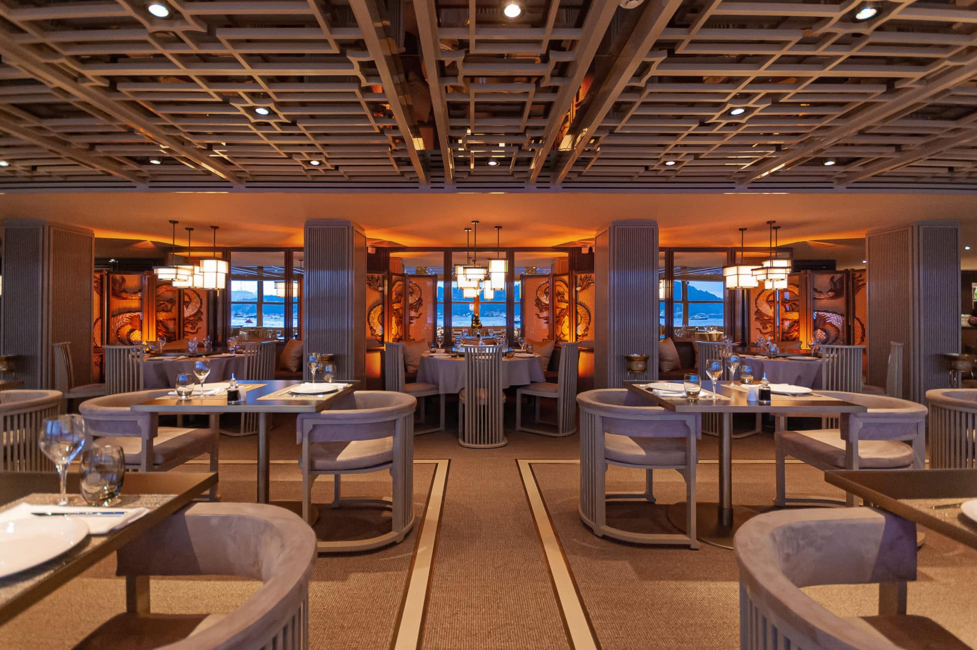 In Pictures: Dragon Restaurant in Istanbul by GEO_ID