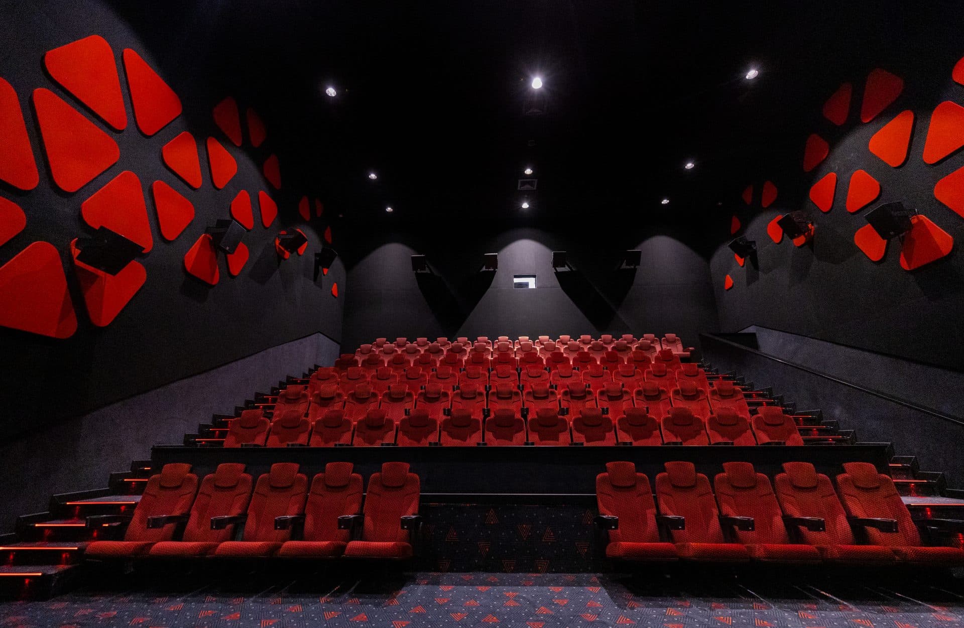 Havelock One completes interiors of the new Grand Cinemas in Taif ...
